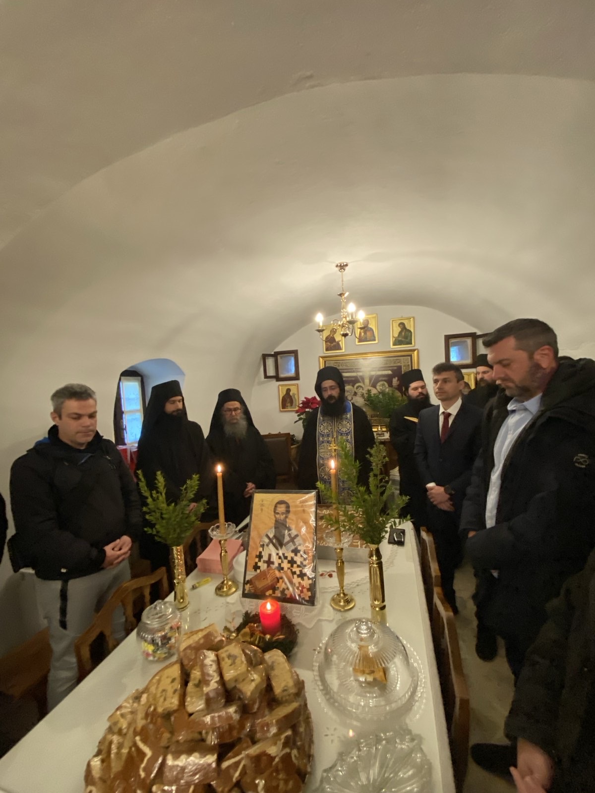Κοπή Βασιλόπιτας στην Ιερά Μονή Προφήτου Ηλιού Ερυθρών - Δήμος Μάνδρας ...